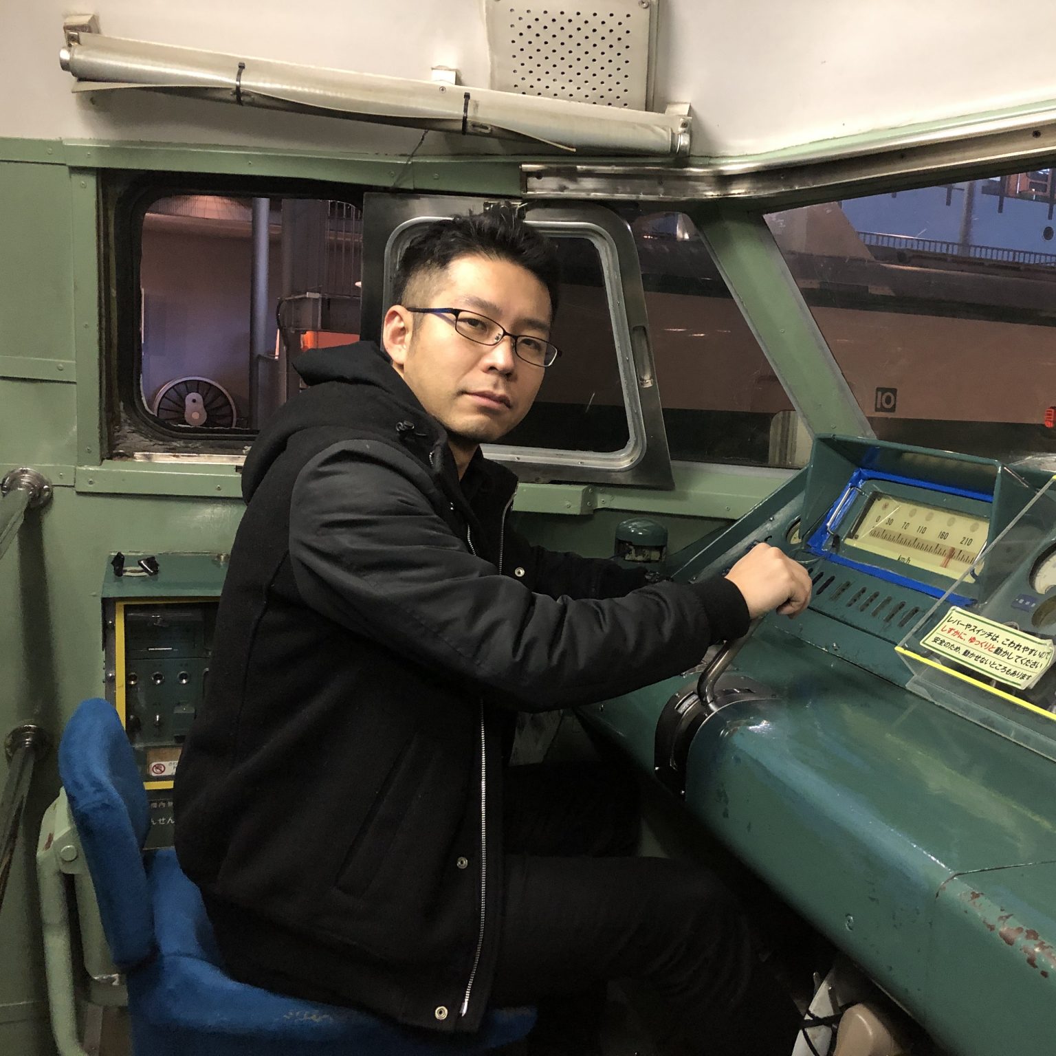 プラモ製作の鬼門、「デカール貼り」を劇的アシストする最終兵器がタミヤより出現！ | nippper: ニッパーを握るすべての人と、モケイの楽しさをシェアするサイト