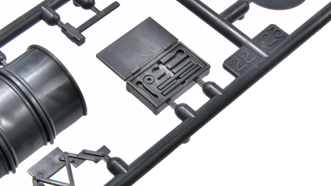 ピックアップ・タミヤMMフィギュア! ドイツ重戦車に欠かせない頼れるアニキ！「ドイツ戦車兵エンジン整備セット」 | nippper: ニッパーを握るすべての人と、プラモデルの楽しさをシェアするサイト