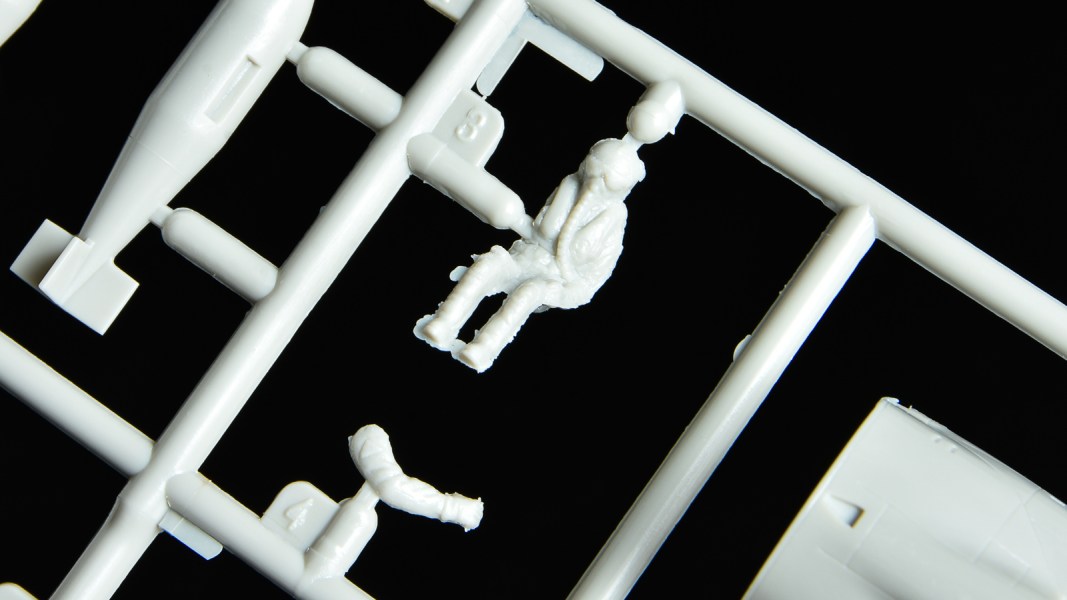 花金だ！仕事帰りに買うプラモ。ランチ感覚で味わえるコスパも最高な「ハセガワ 1/72 ハリアーGR Mk.3」。 | nippper: ニッパーを握るすべての人と、プラモデルの楽しさをシェアするサイト