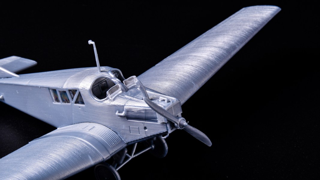 旅客機のプラモを初めて作って出会った素敵なパーツ。レベル ユンカース F.13 | nippper: ニッパーを握るすべての人と、プラモデルの楽しさをシェアするサイト