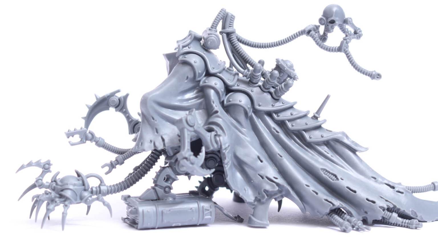 組み立てて存在を認識するプラモ／ウォーハンマーのベリサリウス・カウル | nippper: ニッパーを握るすべての人と、プラモデルの楽しさをシェアするサイト