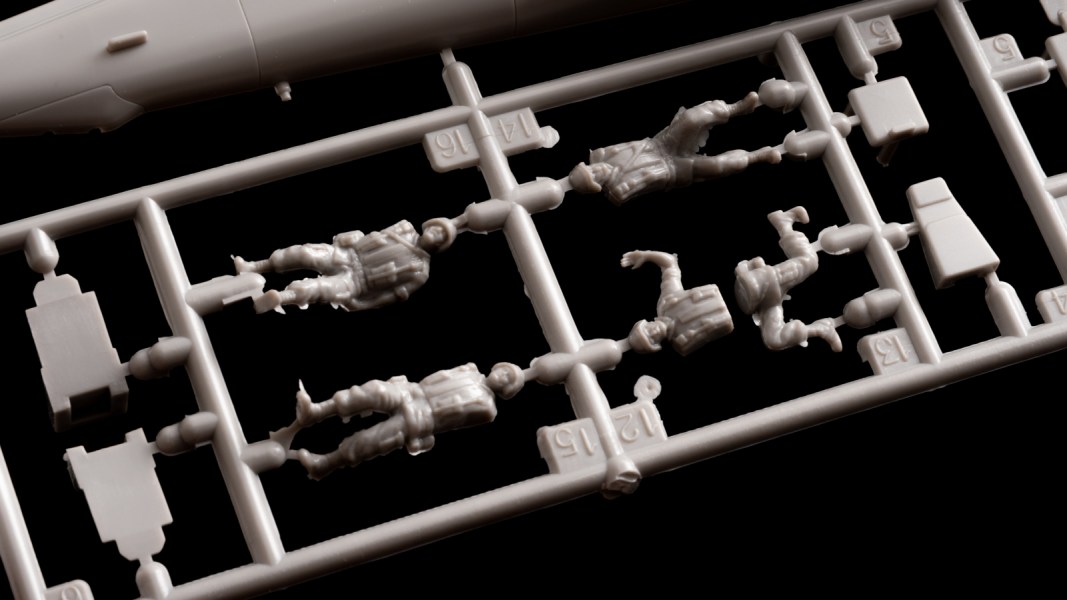 激安濃厚プラモデル、ハセガワのUH-60で人生の宿題を提出した話。 | nippper: ニッパーを握るすべての人と、プラモデルの楽しさをシェアするサイト