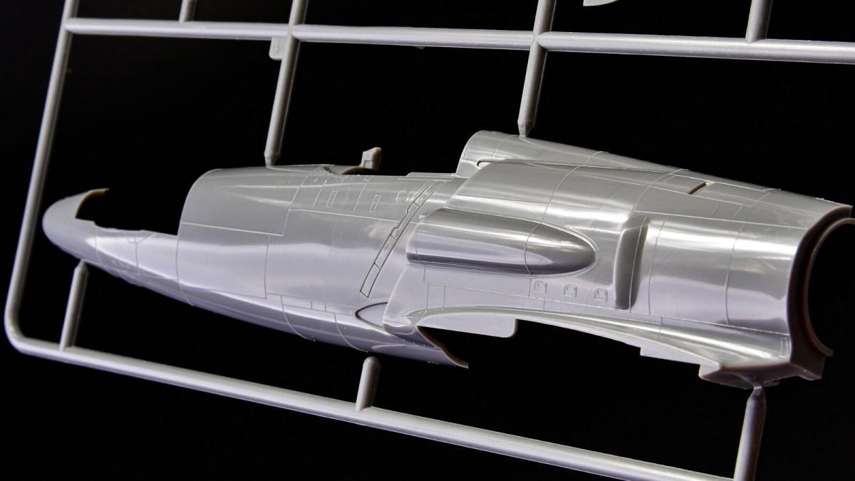 花金だ！仕事帰りに買うプラモ。極上の凸モールドプラモを架空ジェット機で楽しむ！！「ハセガワ 1/48 震電改」 | nippper: ニッパーを握るすべての人と、プラモデルの楽しさをシェアするサイト