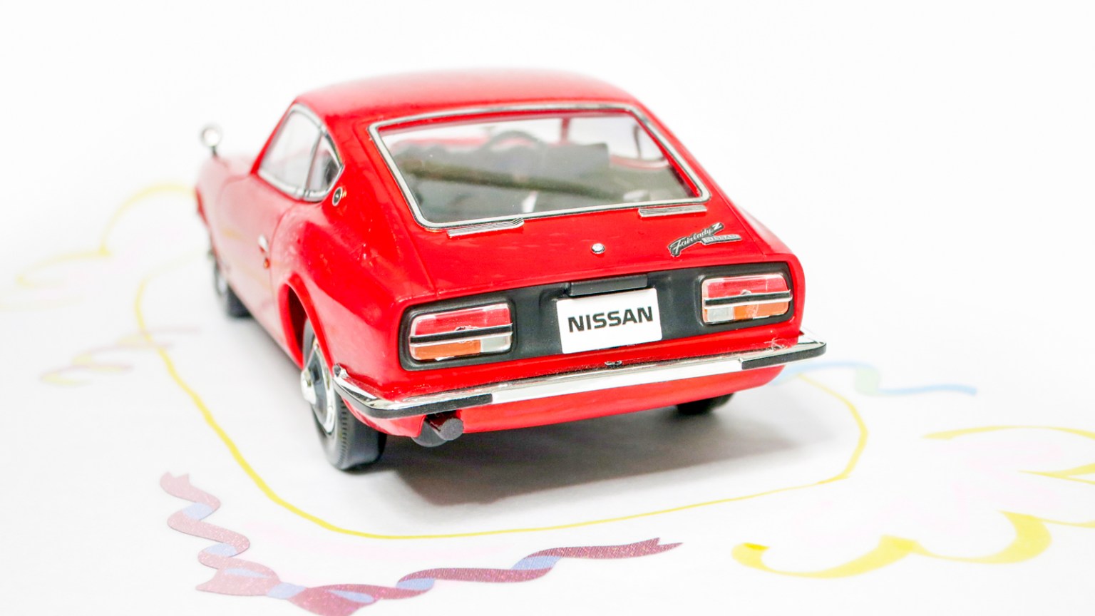 難しそうな「ここ」もシールでいいんです！／AOSHIMA ザ・スナップキット ニッサンS30フェアレディZ | nippper: ニッパーを握るすべての人と、プラモデルの楽しさをシェアするサイト