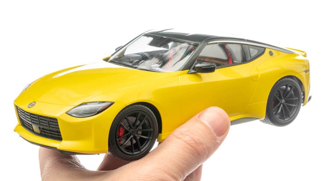 タミヤの最新カーモデル、フェアレディZ（RZ34）を組み立てる週末！ | nippper: ニッパーを握るすべての人と、プラモデルの楽しさをシェアするサイト
