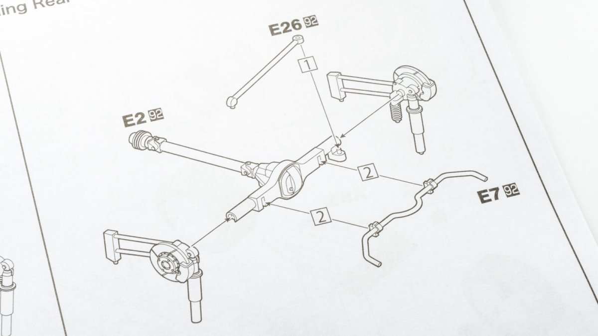 おかわりVS大ジョッキ、クルマのプラモデルに効く「自家製セミグロスブラック」の作り置き。 | nippper: ニッパーを握るすべての人と、モケイの楽しさをシェアするサイト