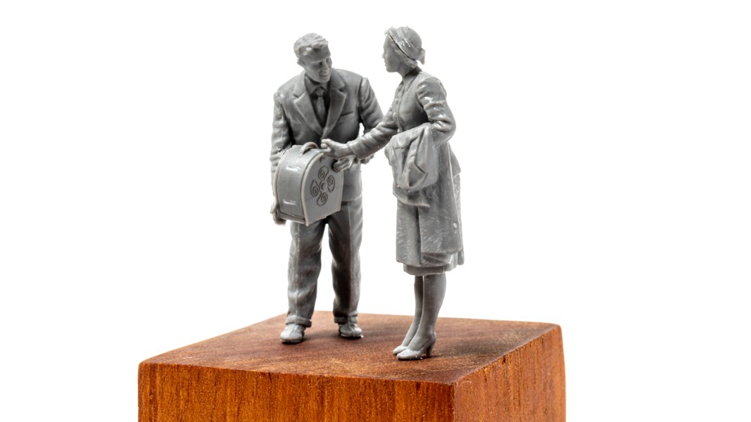 『RRR』を観て作るプラモデル／クルマを運転する女性のフィギュアを探して。 | nippper: ニッパーを握るすべての人と、プラモデルの楽しさをシェアするサイト