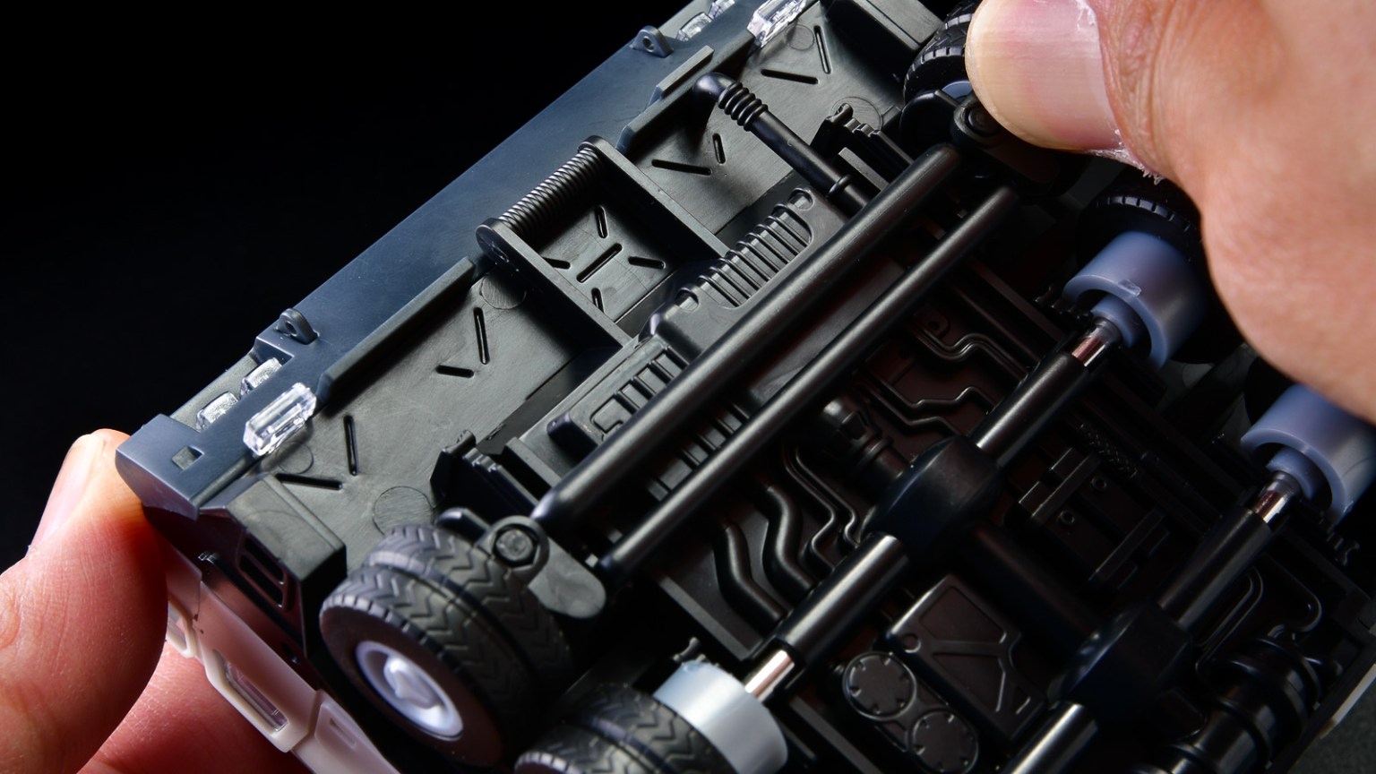 プラモ界に最強の運び屋爆誕！車模型らしさが随所に詰まった「MODEROID 98式特型指揮車&99式特型レイバーキャリア」 | nippper: ニッパーを握るすべての人と、プラモデルの楽しさ ...