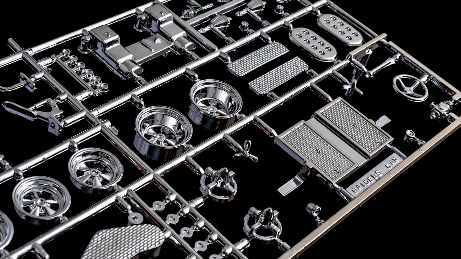 プラモデルこそがショーロッドの走る道／MPC Raiders Coach | nippper: ニッパーを握るすべての人と、モケイの楽しさをシェアするサイト