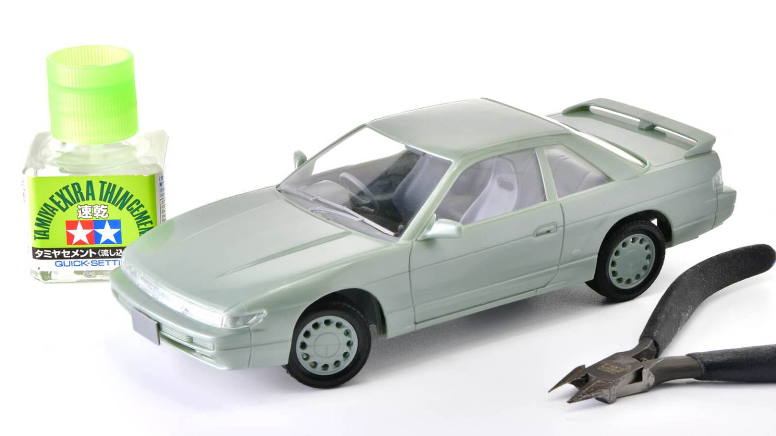 タミヤが挑戦したライムグリーンの色彩に心が躍った話。「タミヤ ニッサン シルビアK’s」 | nippper: ニッパーを握るすべての人と、プラモデルの楽しさをシェアするサイト