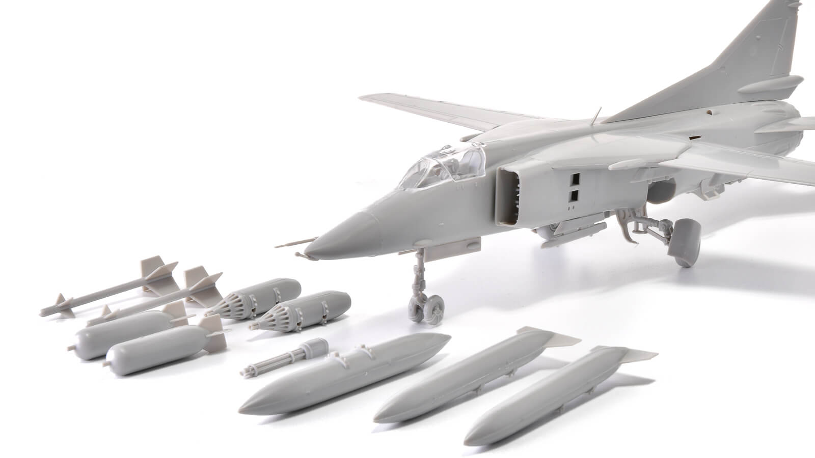 冷戦真っ只中に生まれたハセガワの情熱に会い行く。「ハセガワ 1/72 Mig-27 フロッガーD」 | nippper ニッパーを握るすべての人と、モケイの楽しさをシェアするサイト