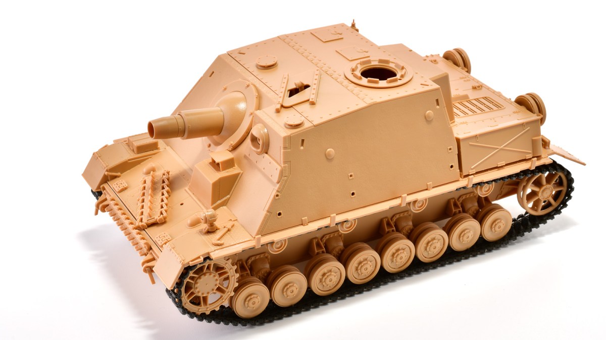 花金だ！仕事帰りに買うプラモ。IV号戦車ファミリーの鬼マッチョ「タミヤ 1/35 ドイツIV号突撃戦車 ブルムベア後期型」 | nippper: ニッパーを握るすべての人と、プラモデルの楽しさ ...