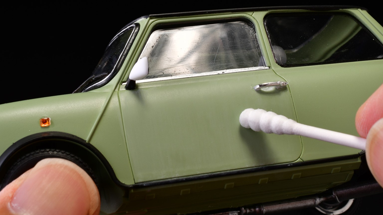 「白」は強力な汚し塗料。ひと塗りであなたの模型がリアルに褪色！／Mr.ウェザリングカラー マルチホワイト | nippper: ニッパーを握るすべての人と、プラモデルの楽しさをシェアするサイト