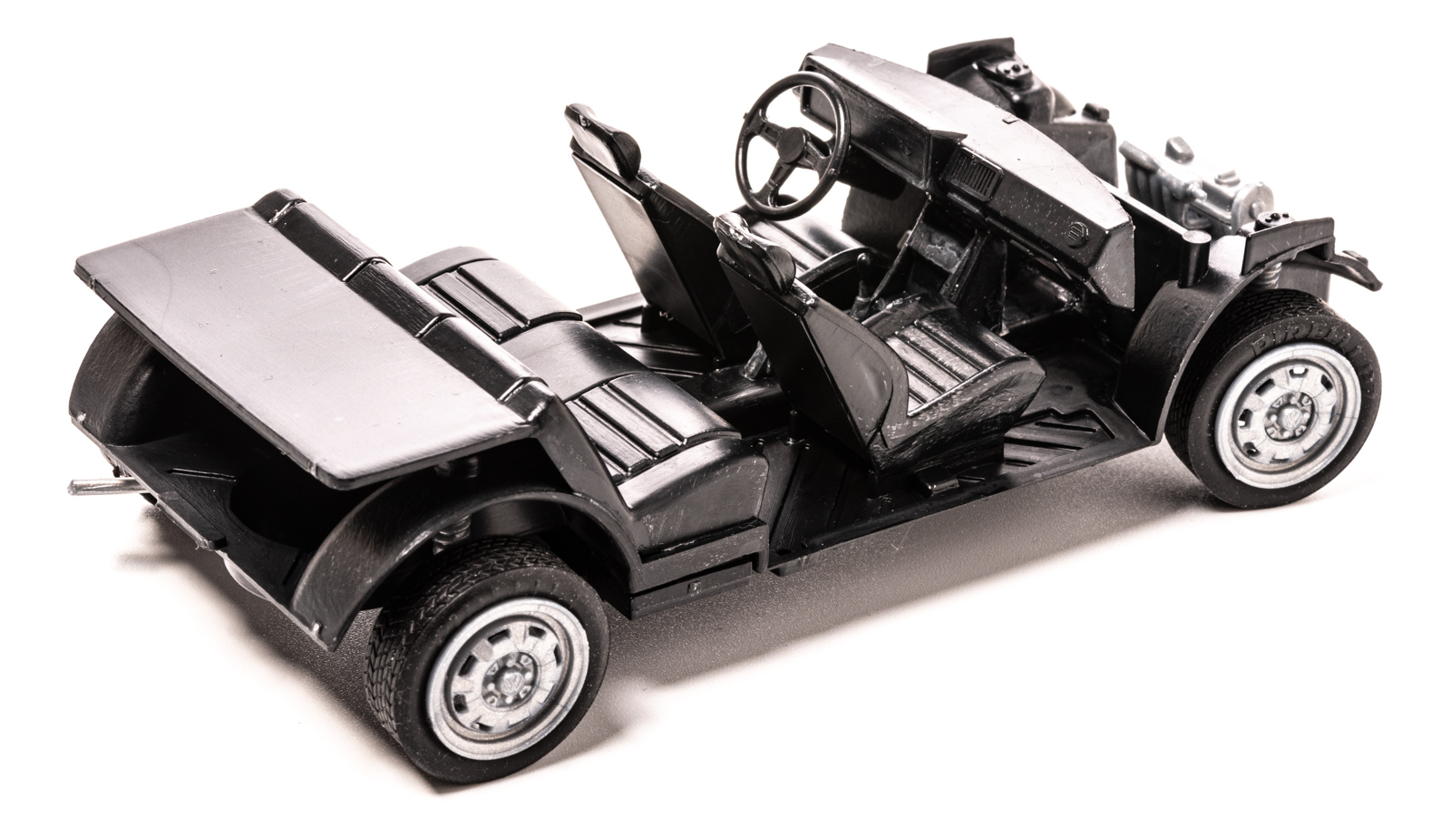 半世紀前の新車を半世紀前の新キットで味わう／イタレリのVWゴルフ | nippper: ニッパーを握るすべての人と、モケイの楽しさをシェアするサイト