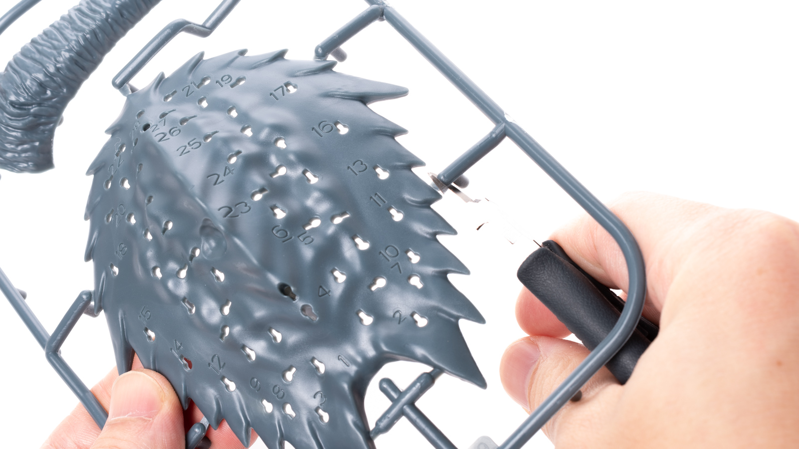 エクスプラスのガメラ1999は甲羅を組む過程に最高のエクスタシーがある！ | nippper: ニッパーを握るすべての人と、プラモデルの楽しさをシェアするサイト