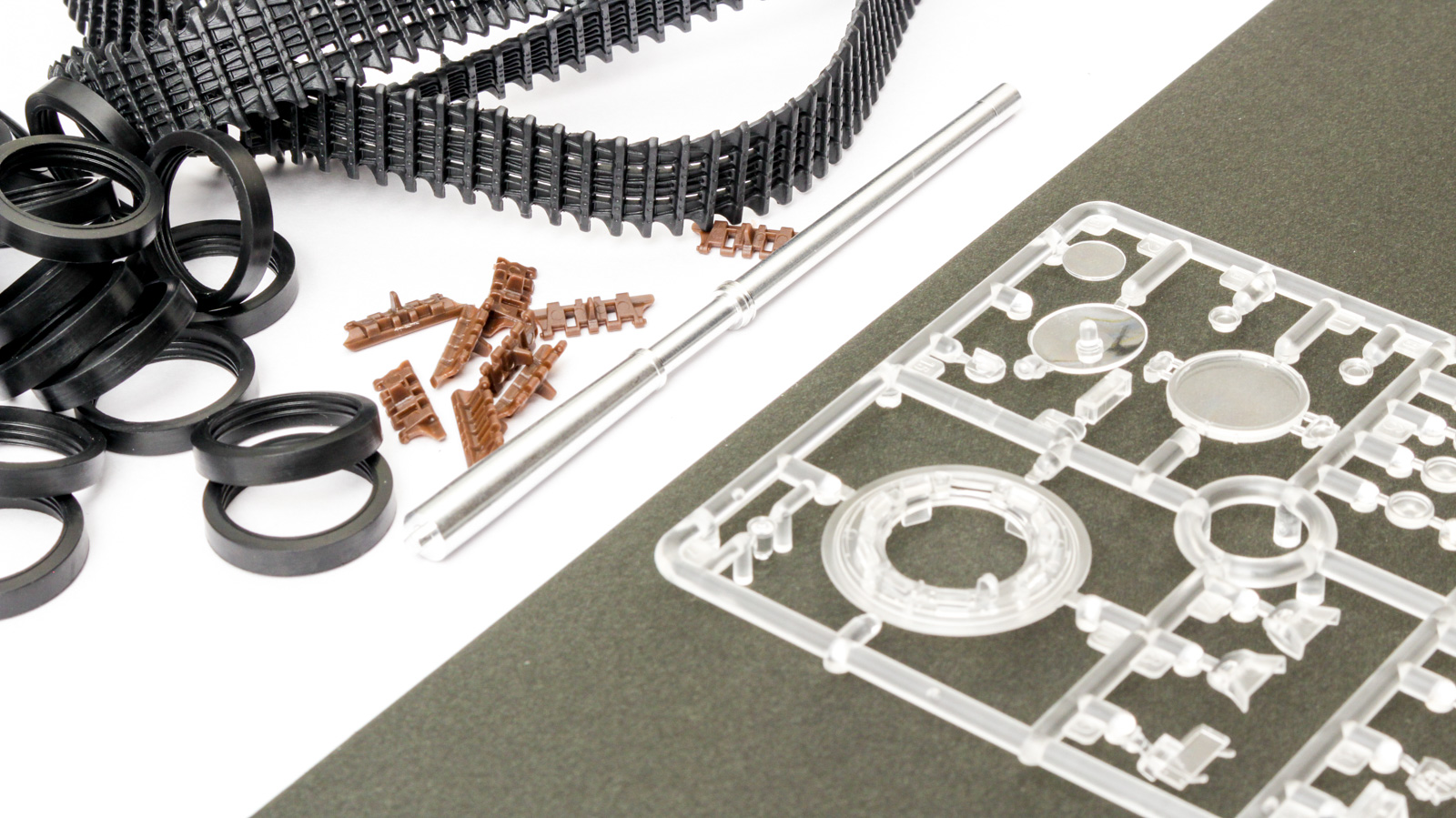 AFVクラブのショットカルはゴムや金属が原動力／パーツが多くても作りたくなるプラモデル | nippper: ニッパーを握るすべての人と、プラモデルの楽しさをシェアするサイト