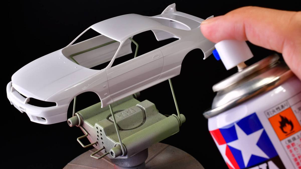 色の名前に惹かれてプラモを塗ってみる楽しさ。「タミヤ TS-10 フレンチブルー」 | nippper: ニッパーを握るすべての人と、プラモデルの楽しさをシェアするサイト