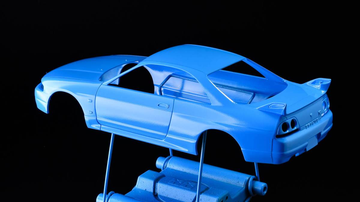 色の名前に惹かれてプラモを塗ってみる楽しさ。「タミヤ TS-10 フレンチブルー」 | nippper: ニッパーを握るすべての人と、プラモデルの楽しさをシェアするサイト