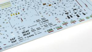砂漠のファントムに「木の色」を塗る！？塗装も楽しいファインモールドの“イラン空軍 F-4D” | nippper: ニッパーを握るすべての人と、プラモデルの楽しさをシェアするサイト