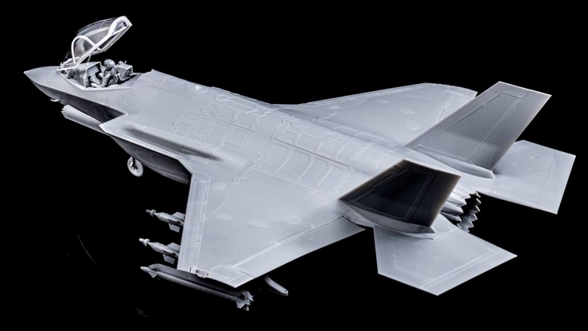 タミヤの新作飛行機プラモ、F-35Aがどうして組みやすいのかを解剖する。 | nippper: ニッパーを握るすべての人と、プラモデルの楽しさをシェアするサイト