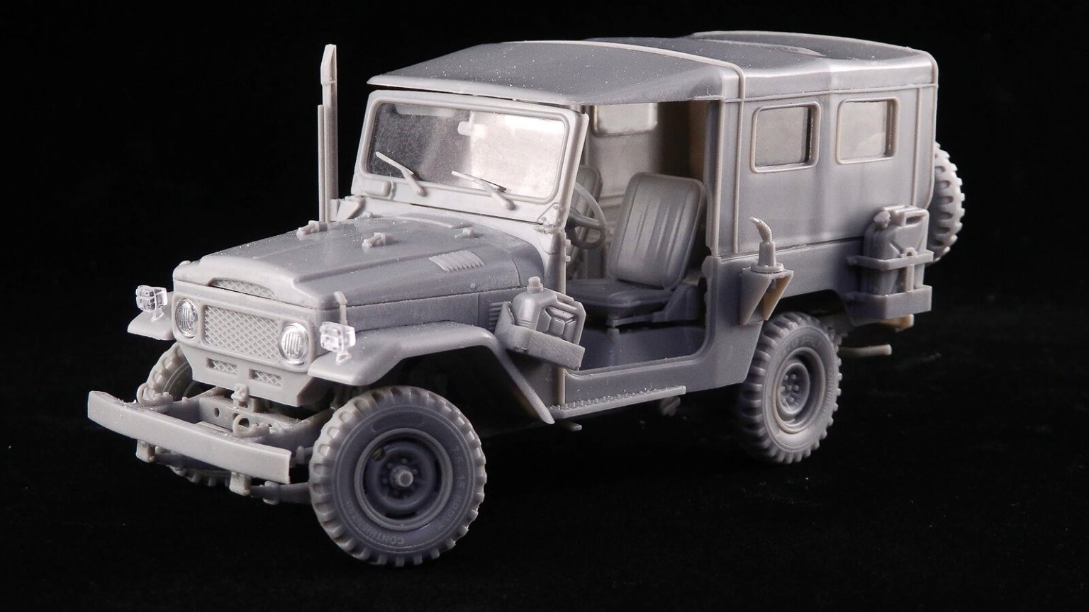 乗用車？軍用車？オールラウンダーのSUVを荷物マシマシで思いっきり楽しめるプラモデル。 | nippper: ニッパーを握るすべての人と、プラモデルの楽しさをシェアするサイト