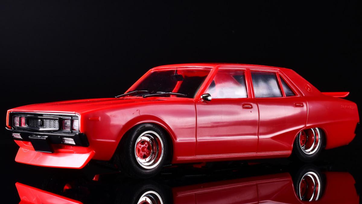 パーツを貼れば知らない世界の扉が開くカスタムカープラモ。「アオシマ グラチャン ケンメリ 4Dr」 | nippper: ニッパーを握るすべての人と、プラモデルの楽しさをシェアするサイト