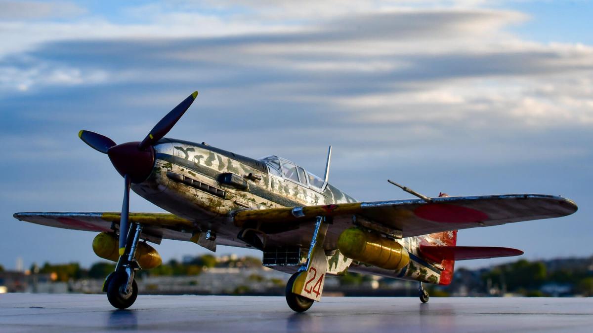 筆塗りがしたくなる魔法の書「清水 圭 飛行機模型筆塗りテクニック SIMSONIC DESTRUCTION」が俺の欲望を刺激した話。 | nippper: ニッパーを握るすべての人と ...