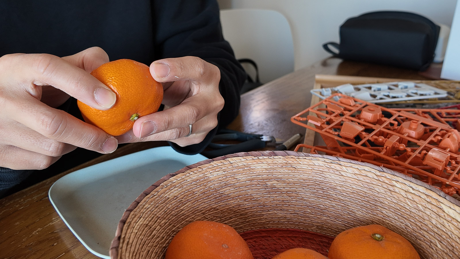 大晦日は漫画とプラモとみかんだね！／「Get truth 太陽の牙ダグラム 3 プラモデル付き特装版」 | nippper: ニッパーを握るすべての人と、モケイの楽しさをシェアするサイト