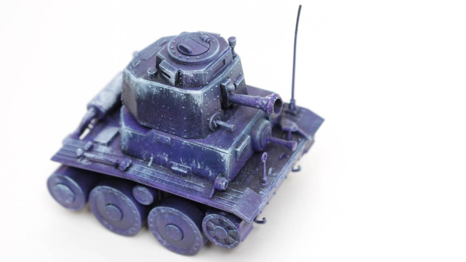 怪我の功名は寛大なプラモだからこそ／塗装の新境地へ連れて行ってくれたMENG MODELのデフォルメ戦車 | nippper: ニッパーを握るすべての人と、モケイの楽しさをシェアするサイト