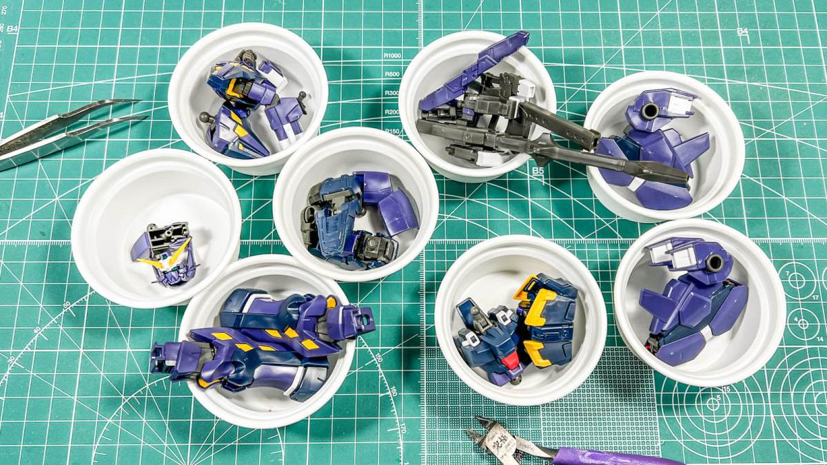 プラモデルづくりに絶妙にして「適当」な入れ物／Mr.イージーカップ | nippper: ニッパーを握るすべての人と、プラモデルの楽しさをシェアするサイト