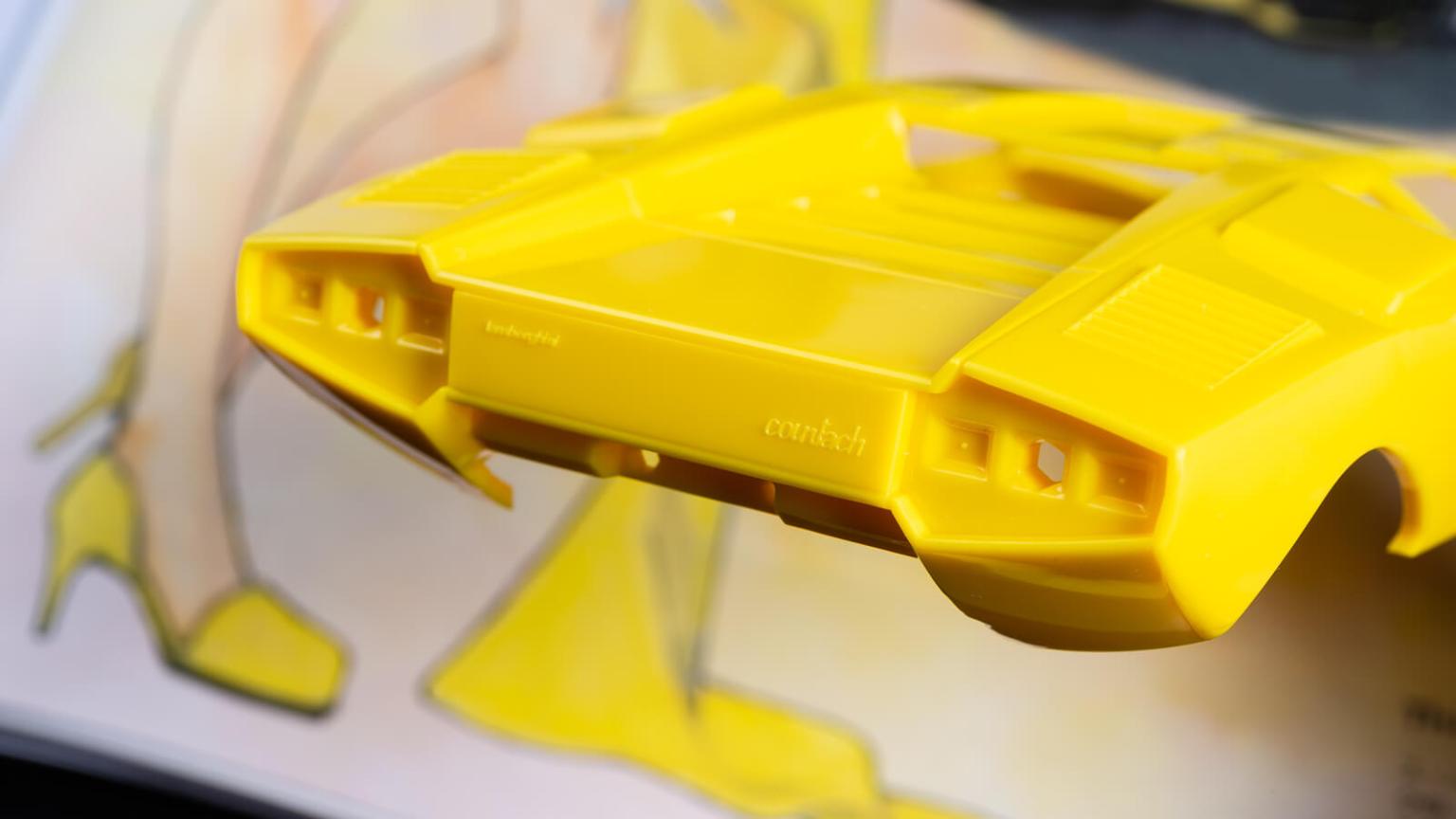 冬目ケイの『旧車GIRLS』に心揺さぶられて／アオシマ・ザ・スナップキット カウンタックLP400を作る。 | nippper: ニッパーを握るすべての人と、プラモデルの楽しさをシェアするサイト