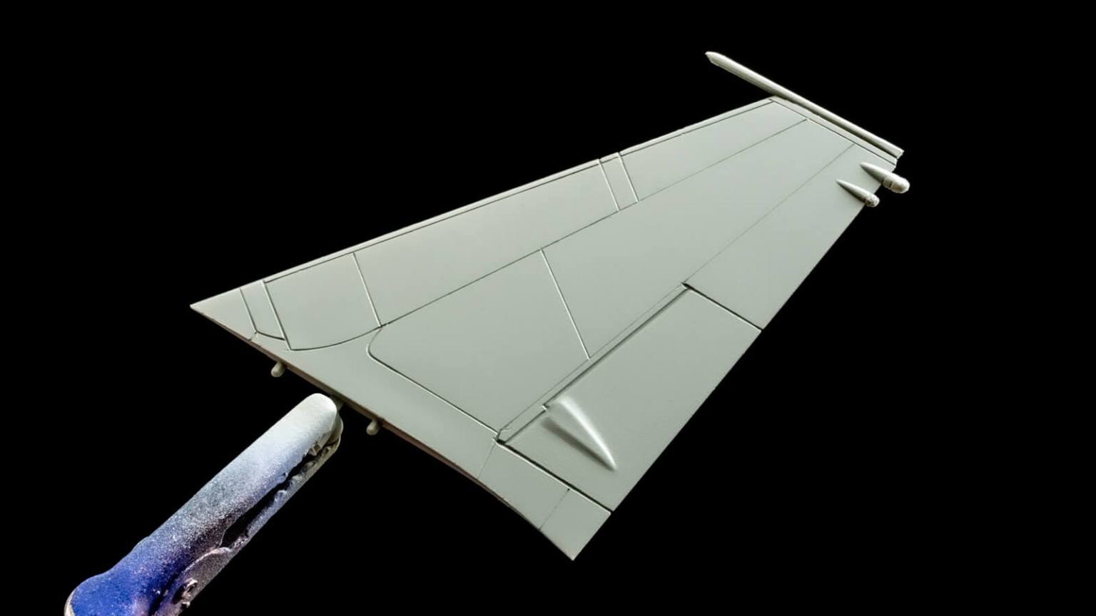 米空軍のイーグルにドンピシャの塗料が登場／ガイアノーツのダーク&ライトグレーに大拍手！ | nippper: ニッパーを握るすべての人と、プラモデルの楽しさをシェアするサイト