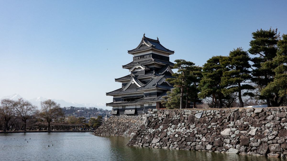 模型店のワクワクとドキドキが濃密に味わえる店。「模型のアサヒ堂」／松本城下町モデルコレクションが繋いでくれた体験。 | nippper: ニッパーを握るすべての人と、プラモデルの楽しさをシェア ...