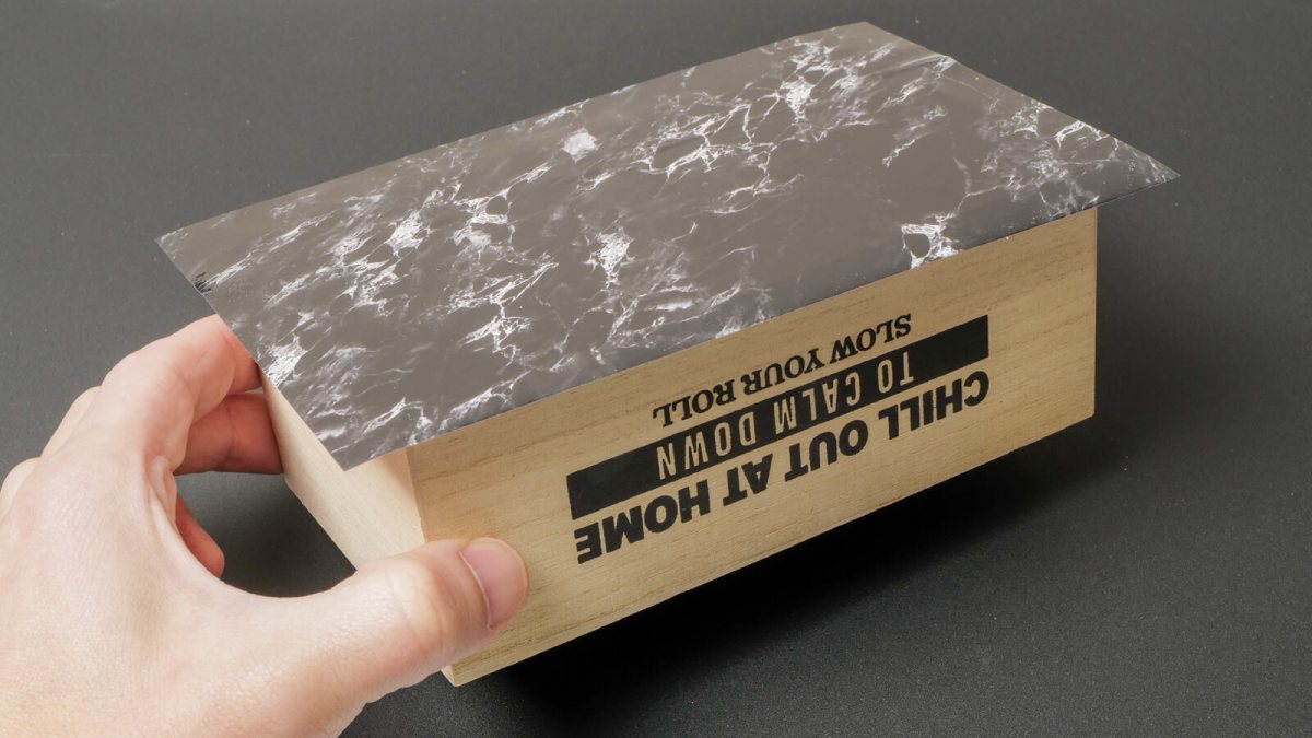 【100均DIY】大理石調のプラモデル展示用台座を200円で作るコツ！ | nippper: ニッパーを握るすべての人と、プラモデルの楽しさをシェアするサイト