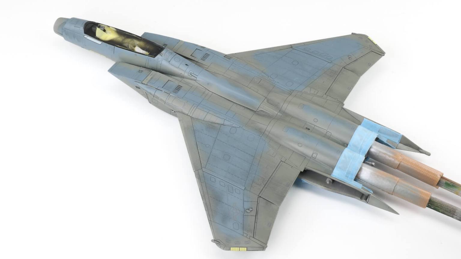 大きな背中は汚し放題！「ウェザリング四天王」で俺のF-15の背中に凄みが出る！！ | nippper: ニッパーを握るすべての人と、プラモデルの楽しさをシェアするサイト