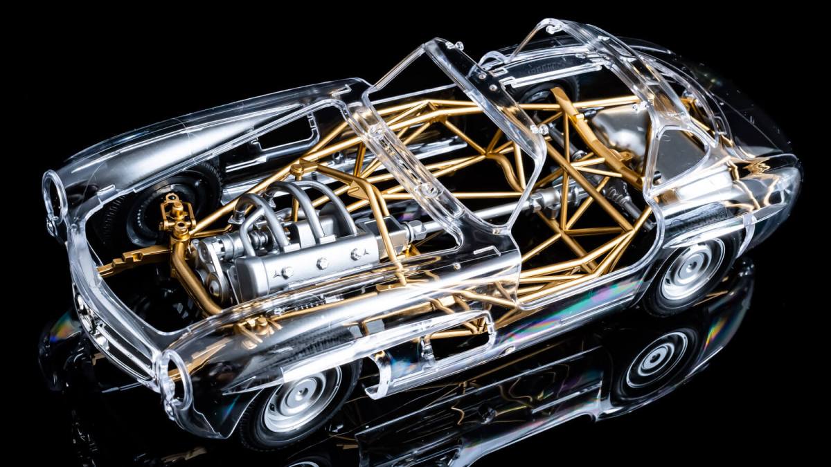 透明ボディを手に入れたタミヤの超傑作プラモデル、メルセデス ・ベンツ300SLの極上仕上げを楽しもう！ | nippper: ニッパーを握るすべての人と、プラモデルの楽しさをシェアするサイト