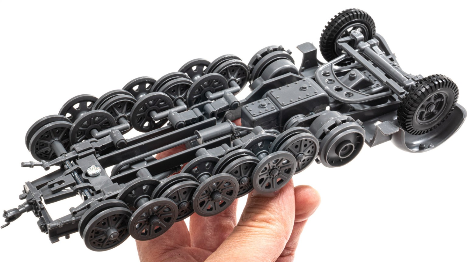 現行最新の模型用マテリアルで楽しむ伝説プラモ／ドイツ4連高射砲搭載8トンハーフトラック | nippper: ニッパーを握るすべての人と、プラモデルの楽しさをシェアするサイト