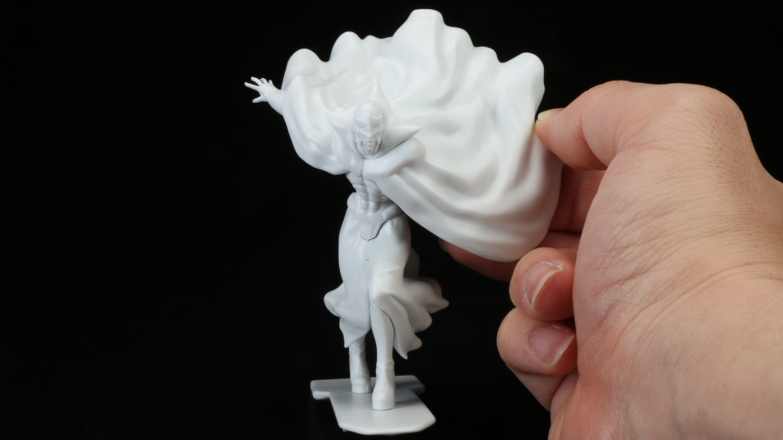 1990年代を彩ったオーガニックなアニメ、『ブレンパワード』のラスボスを「プラモデルで楽しめる幸せ」。／MODEROID バロン・ズゥ | nippper: ニッパーを握るすべての人と、モケイ ...