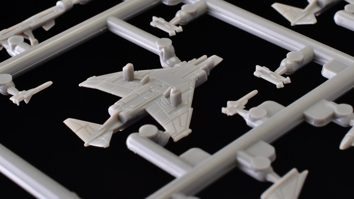 ちっちゃな飛行機模型が魅せる航空自衛隊の濃密な世界。「ピットロード 1/700 スカイウェーブシリーズ 航空自衛隊機セット4」 | nippper: ニッパーを握るすべての人と、プラモデルの ...