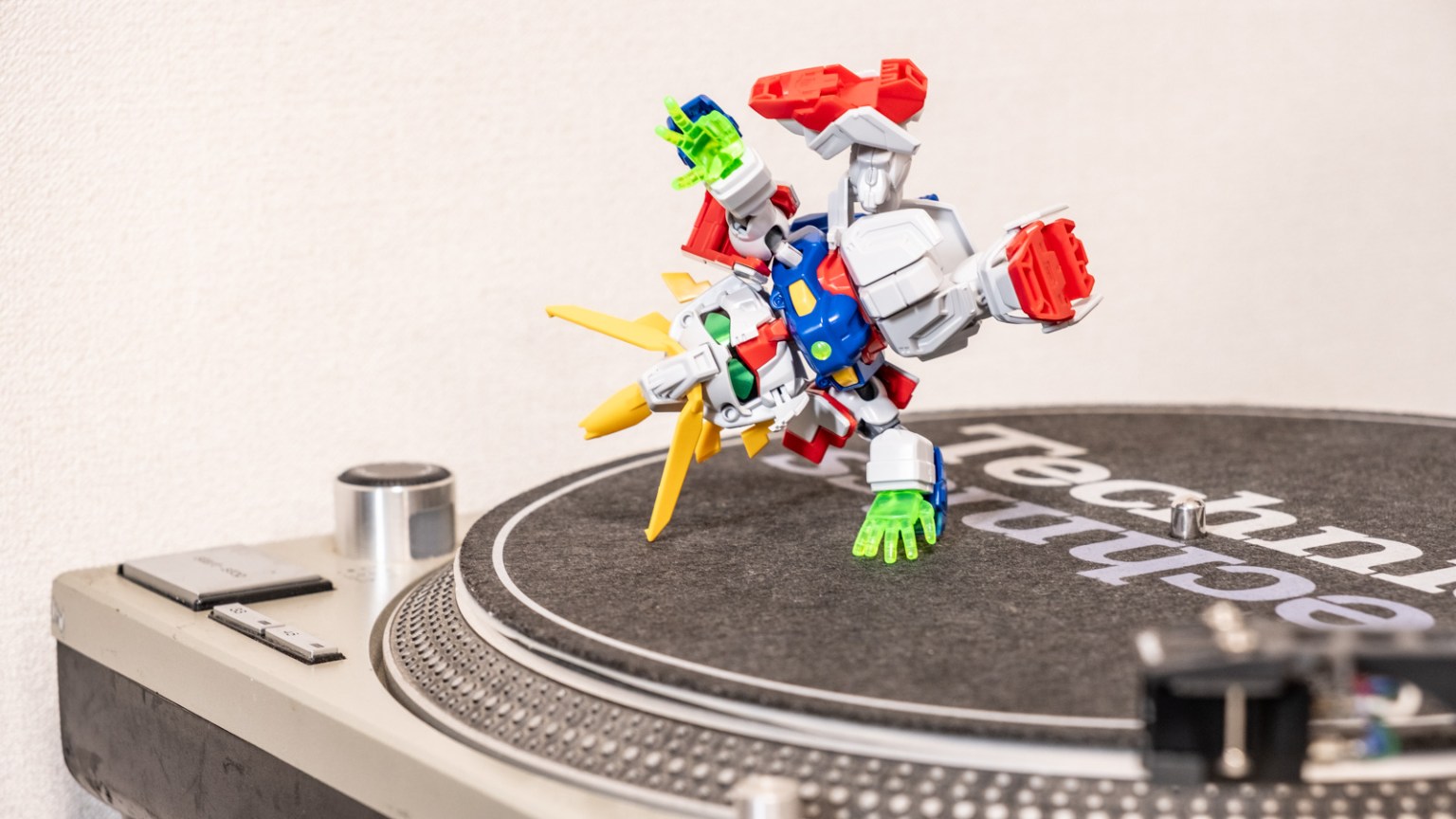 nippper ニッパーを握るすべての人と、モケイの楽しさをシェアするサイト