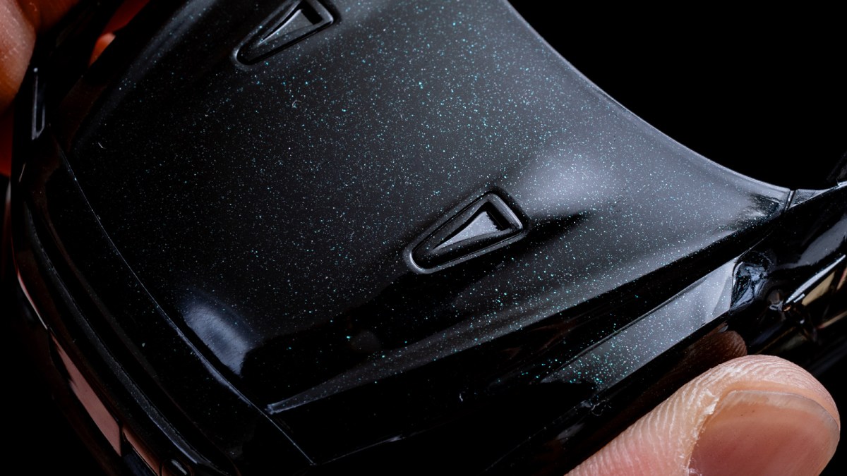 プラモデルで冒険する「GT-Rとミッドナイトパープル」の妖しい輝き！ | nippper: ニッパーを握るすべての人と、プラモデルの楽しさをシェアするサイト