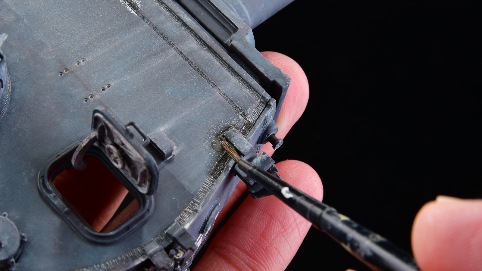 プラモに最高のメリハリを与えてくれる焦茶色があのセットに潜んでいた！「八雲カラーセット WY01 ダークウォッシュ」 | nippper: ニッパーを握るすべての人と、モケイの楽しさをシェアするサイト