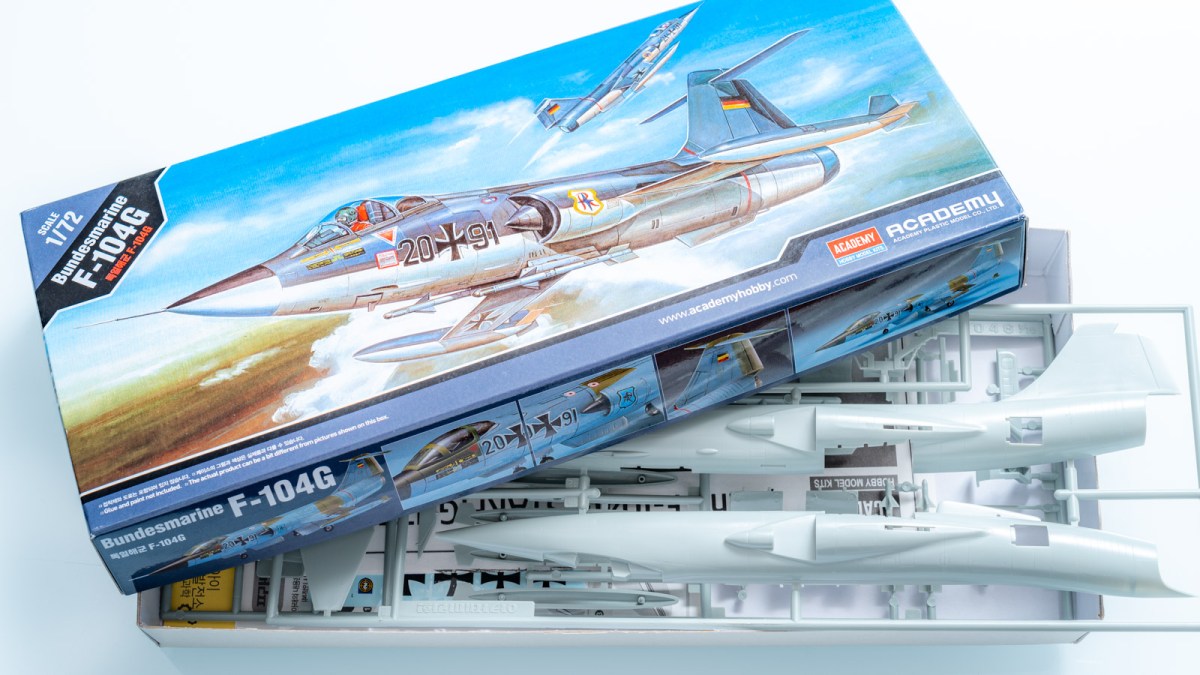 そのプラモデルは正確か、それとも高速か／実売1000円切りでカタチになるアカデミーのF-104 | nippper: ニッパーを握るすべての人と、プラモデルの楽しさをシェアするサイト