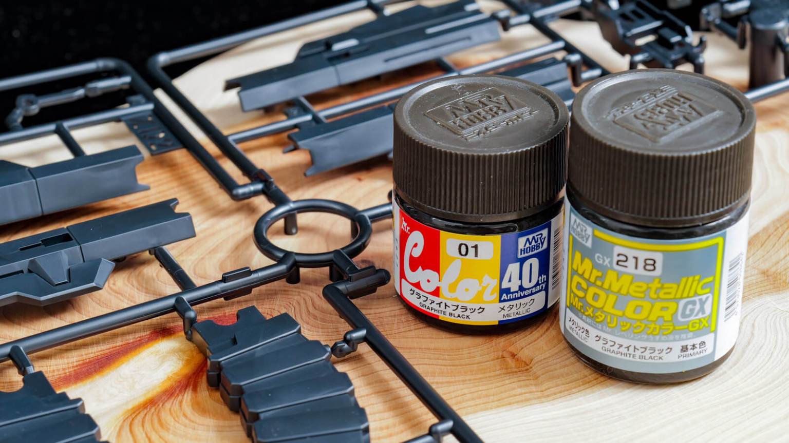 ゼウスシルエット全塗装日誌／「濃いグレー」に万能の激オススメ塗料、GXグラファイトブラック | nippper: ニッパーを握るすべての人と、プラモデルの楽しさをシェアするサイト