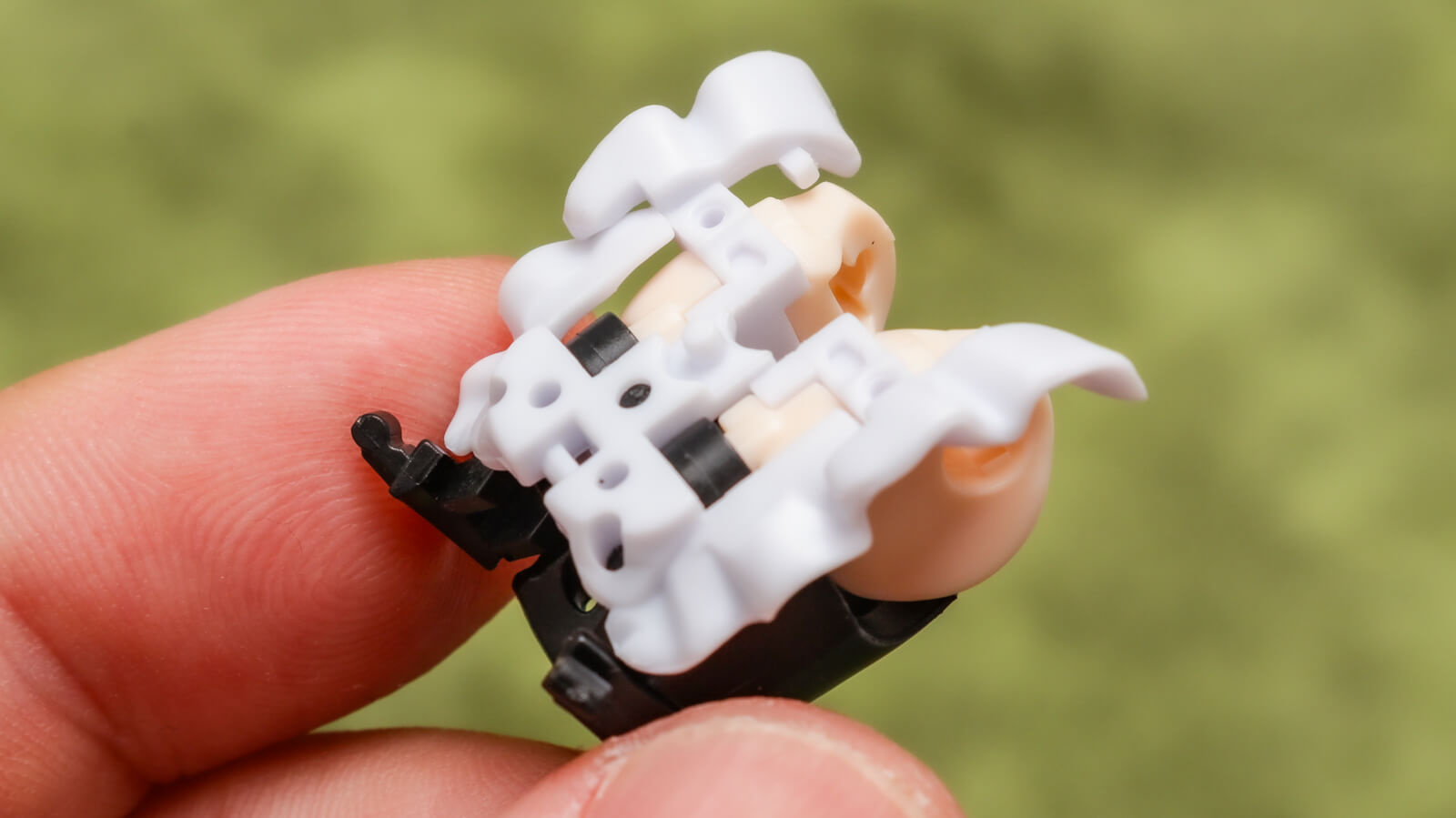 「最高の美少女プラモデル」と言いたくなるPLAMATEAのトキ／組み立てとポーズのつけやすさに楽しさがある！ | nippper: ニッパーを握るすべての人と、モケイの楽しさをシェアするサイト