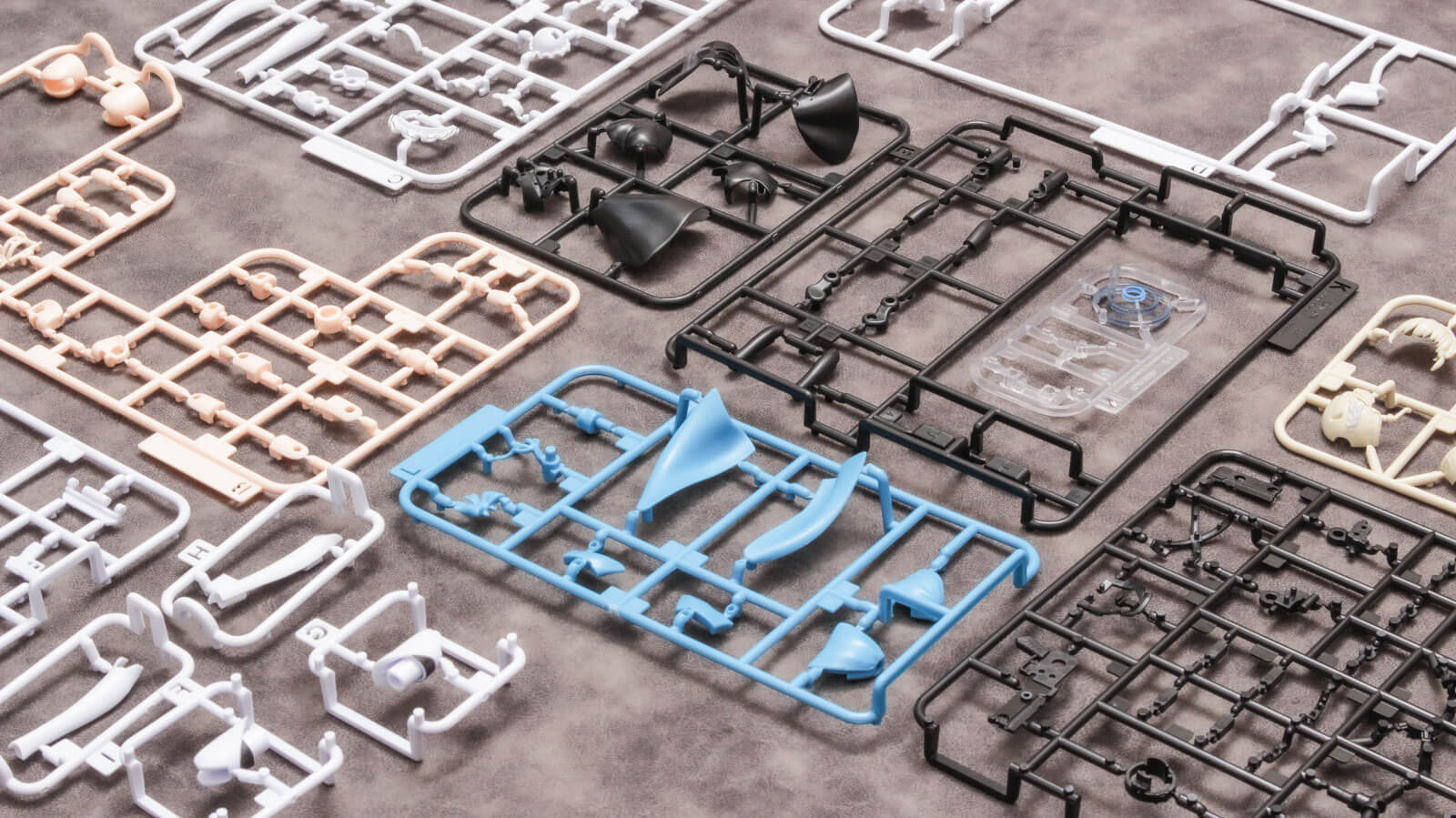 パーツの質に思わずニッコリ／PLAMATEAのトキは作る前から魅力満載の美少女プラモです | nippper: ニッパーを握るすべての人と、プラモデルの楽しさをシェアするサイト