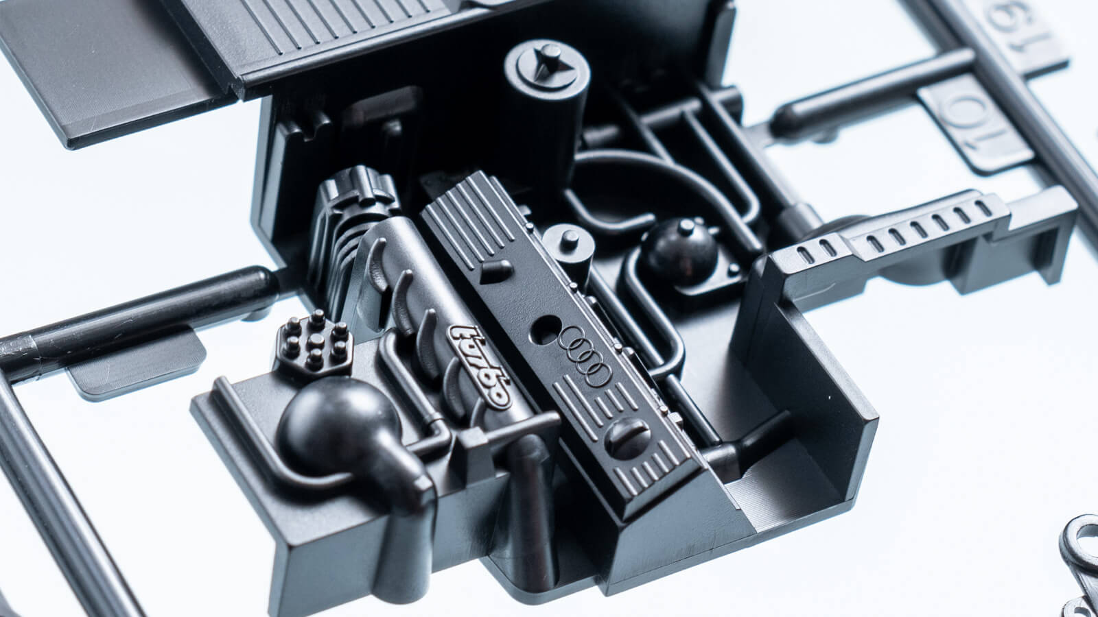 四半世紀ぶりの再販でも冴えわたる設計が輝く／タミヤのアウディ クワトロで4WDの歴史的転換点を目撃せよ！ | nippper: ニッパーを握る ...