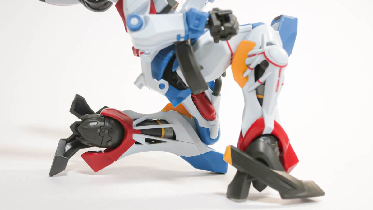 次元の狭間に着地する色は ／ HG 1:144 GQuuuuuuX | nippper: ニッパーを握るすべての人と、モケイの楽しさをシェアするサイト