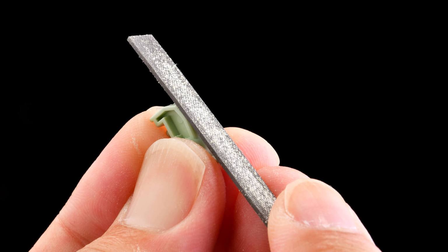 “削る快感”を最初に教えてくれる、最高の初期装備。「タミヤ クラフトツール No.104 ベーシックヤスリセット 細目ダブルカット」 | nippper: ニッパーを握るすべての人と ...