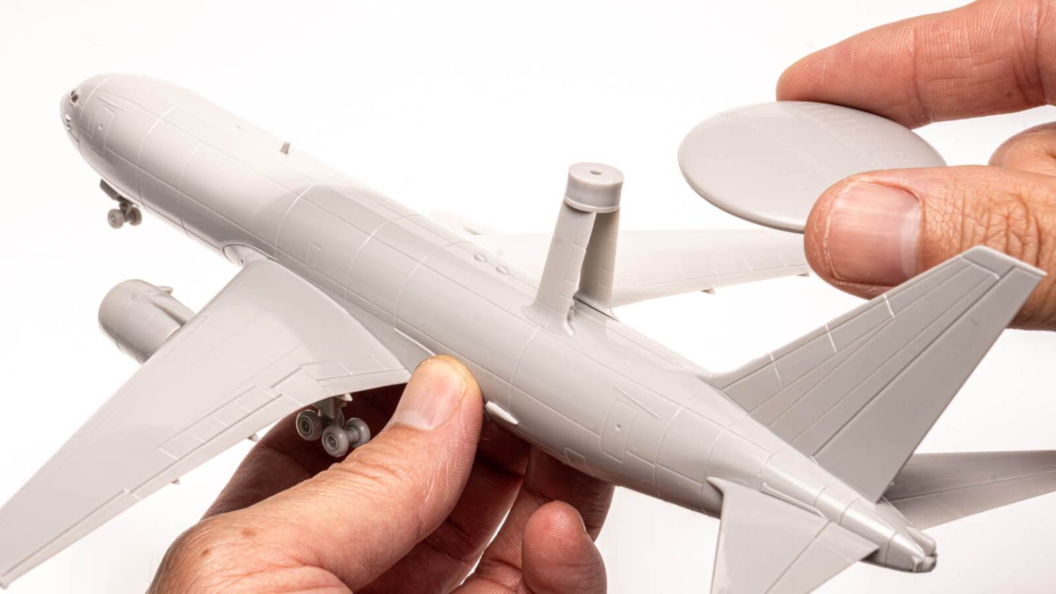 快速モデリングが心地良いハセガワの飛行機プラモ／航空自衛隊 E-767 AWACS 警戒航空団 40周年記念 | nippper: ニッパーを握るすべての人と、プラモデルの楽しさをシェアするサイト